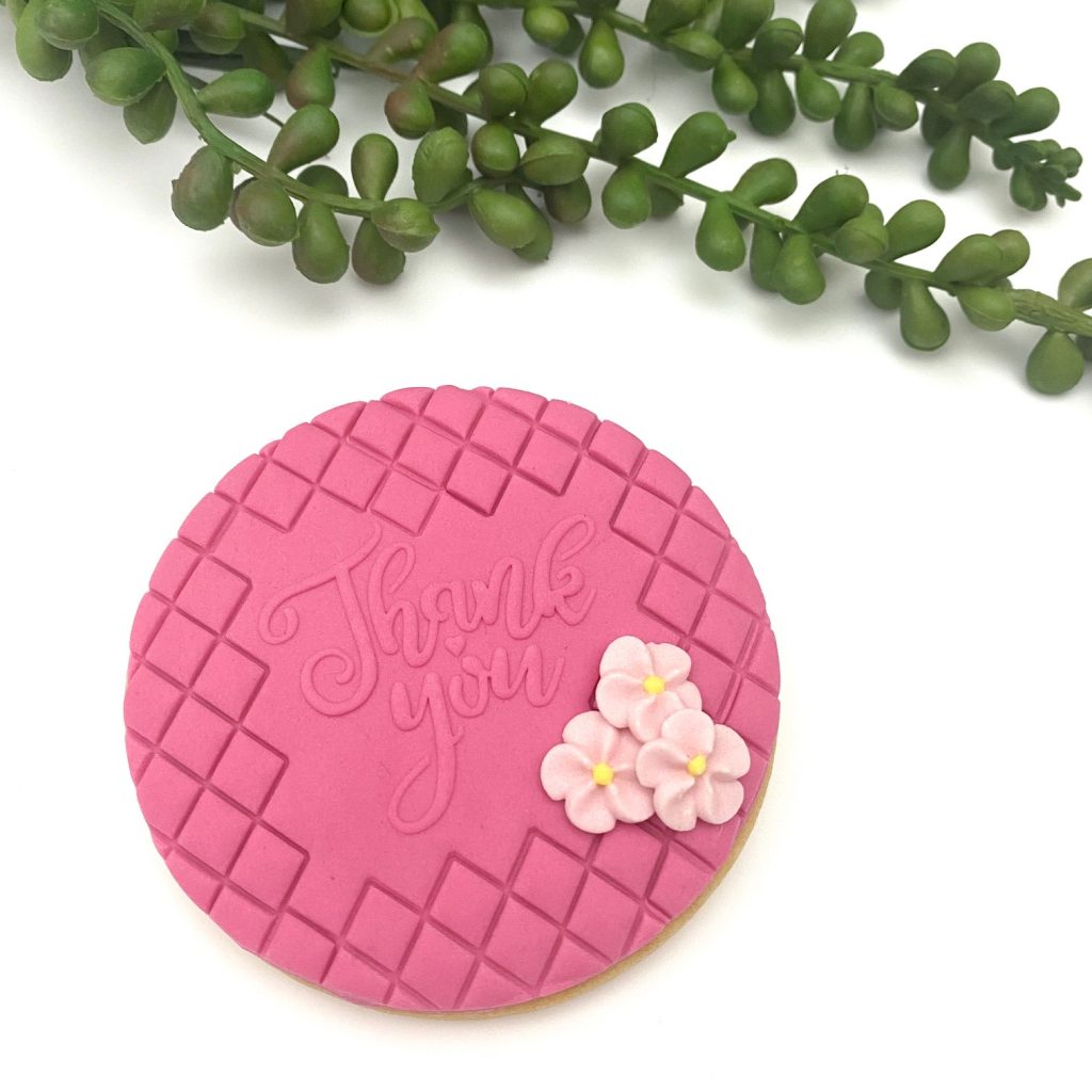 Embosser Raised Thank You With Heart Handmade – CutterCraft